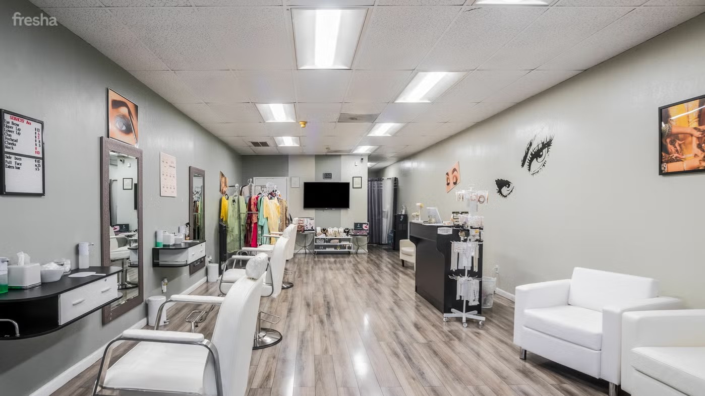 Eye Bar Beauty Salon