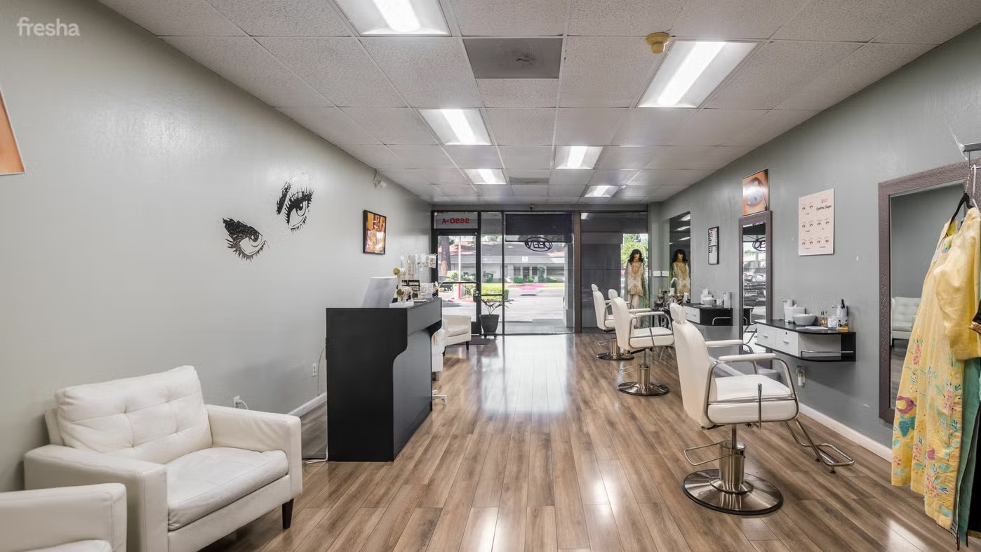 Eye Bar Beauty Salon